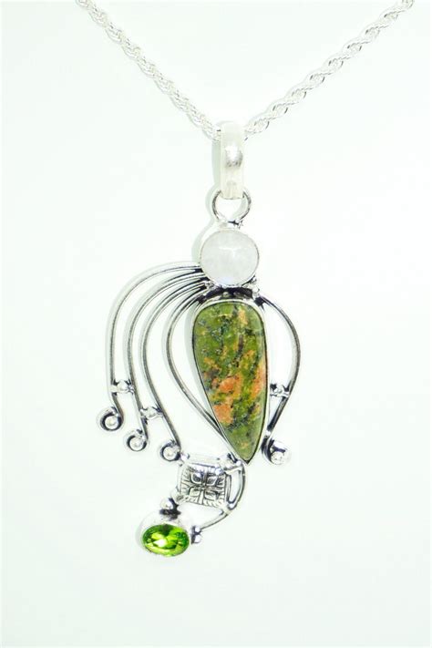 Silberkette mit Anhänger aus Unakit Peridot und Mondstein Echte