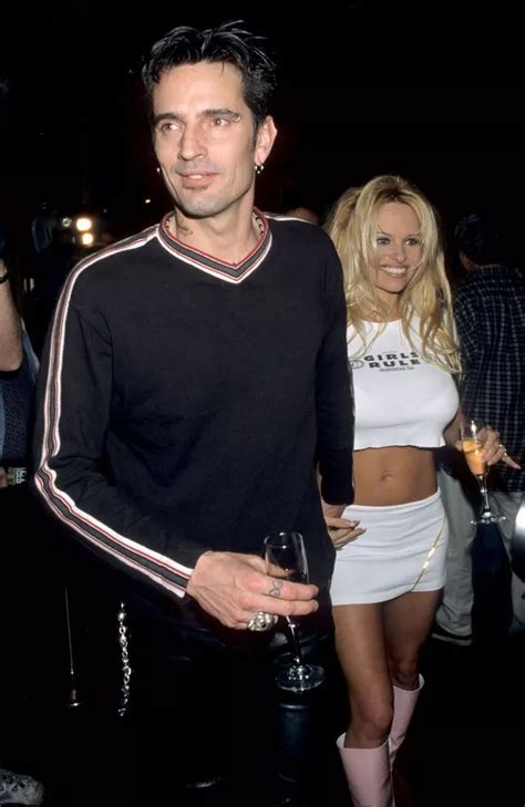 How Pamela Anderson And Tommy Lee S Sex Tape Went Viral Wsbuzz