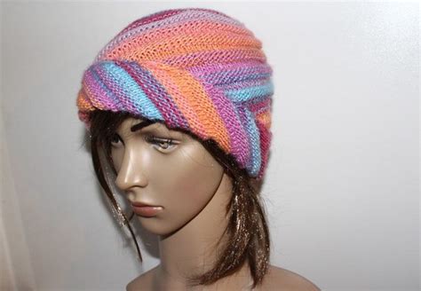 Mütze stricken Spiralmütze Wirbel Beanie