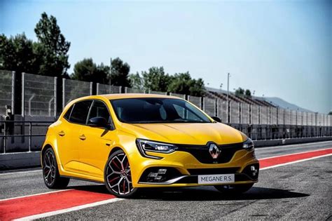 Y ahora llega el Mégane RS Trophy un Renault con 300 Hp