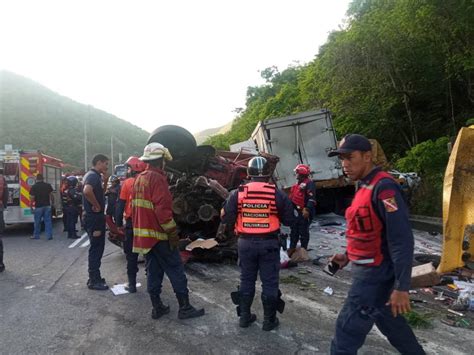 El Espectador De Caracas On Twitter Fatal Accidente En La Autopista