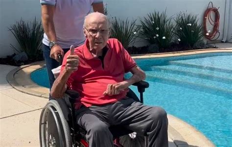 Por morte de Zagallo Lula decreta luto oficial de três dias em todo o