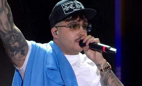 Geolier Vincere Il Festival Di Sanremo Meglio La Champions Al Napoli