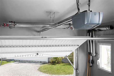 Montage Motorisation Porte De Garage Basculante Somfy Maison Travaux