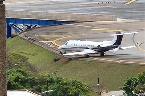 Congonhas Vídeo mostra derrapagem de avião na pista