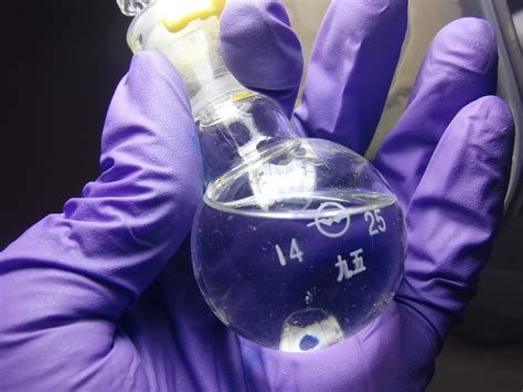 Lu Le Laboratory Synthesis Of Chloroform From Acetone And Bleach