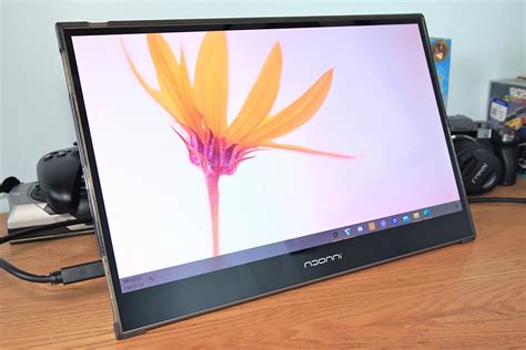 Naked 15K1F Review An OLED Monitor Is A Quick To Use Portable