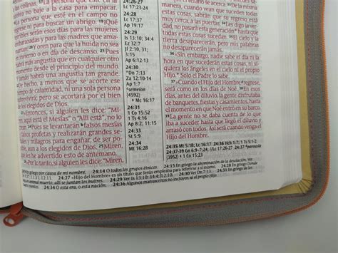 Biblia Zíper Letra Grande con Referencias Características Exclusivas