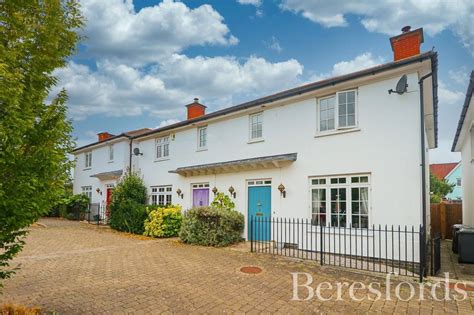 Bliss Close Witham CM8 3 Bed Semi Detached House 400 000