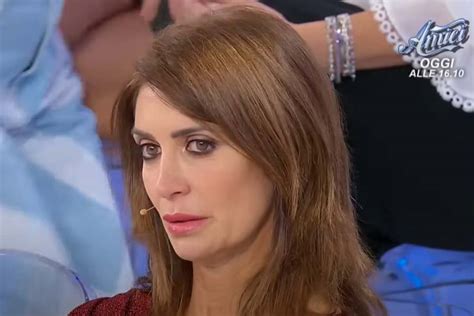 Barbara De Santi Torna Sui Social Dopo La Delusione A Uomini E Donne