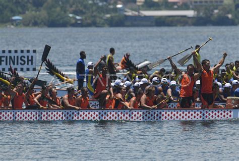 KALTENG RAIH EMAS TBR 1000 METER CAMPURAN PON PAPUA ANTARA Foto