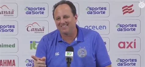 Rogério Ceni arranca gargalhadas de jornalistas em apresentação no