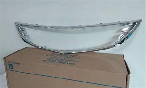 Moldura Cromada De Grilla Inferior Chevrolet Onix Prisma En Venta En