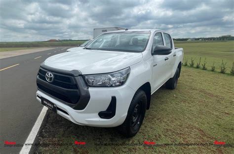 Toyota Hilux STD Power Pack 2024 confira a versão de entrada