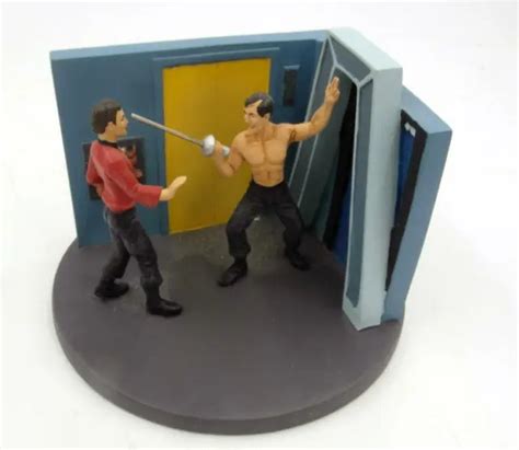 USS ENTERPRISE NCC 1701 Hawthorne Collection Diorama Naked Time Le