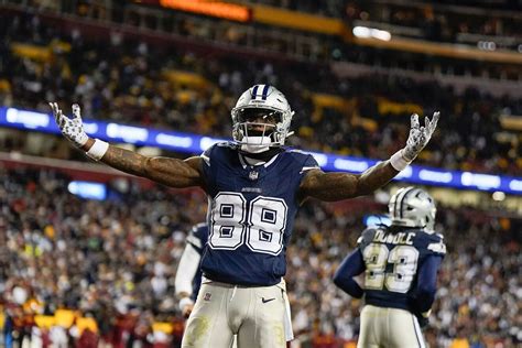 Cowboys y CeeDee Lamb habrían llegado a un insólito acuerdo por 33