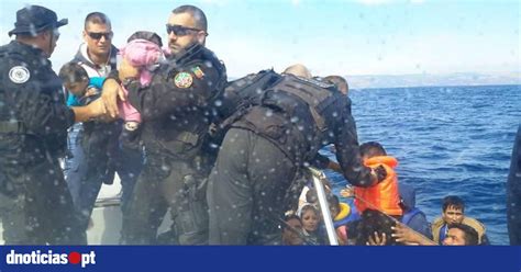 Polícia Marítima auxiliou 27 migrantes na ilha grega de Lesbos