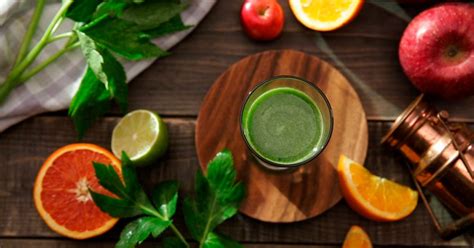 Cuánto tiempo debo tomar jugos naturales Hurom México