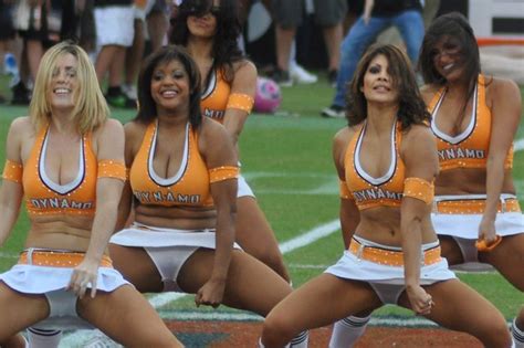 Golf Spectator Upskirt Gallery
