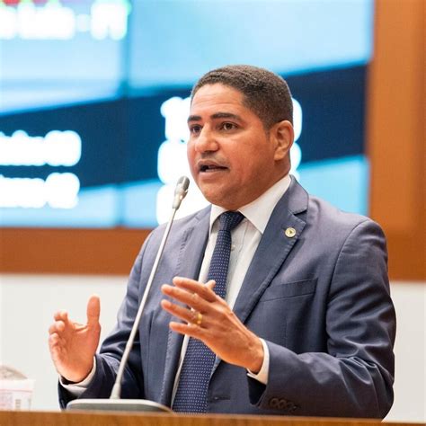 Aprovado Projeto de Lei de autoria de Zé Inácio que prevê valorização