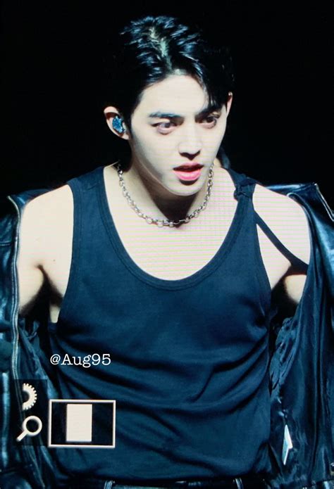 Cherryy On Twitter Rt Aug Seventeen World Tour