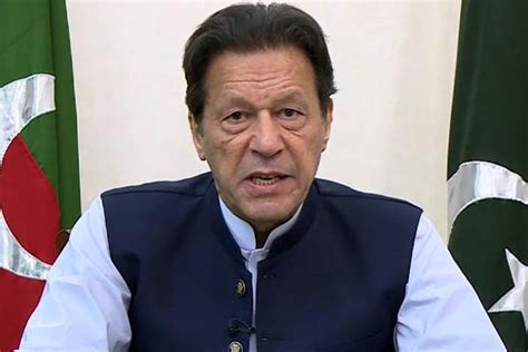 Imran Khan Urges Workers To End Road Blockade As Long March Resumes