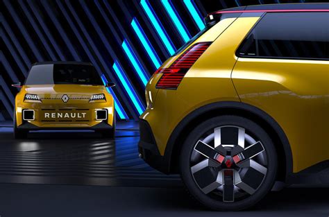 画像写真 伝統受け継ぐハッチバック新型ルノー5 初代と同じ工場で生産 2023年発売 AUTOCAR JAPAN