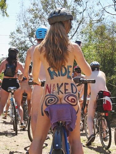 World Naked Bike Ride Melbourne Cooletto