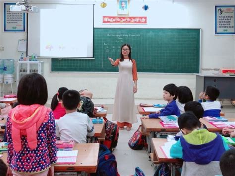 Xóa khoảng trống trong tư vấn tâm lý học đường Tin Tức Đại học Trà