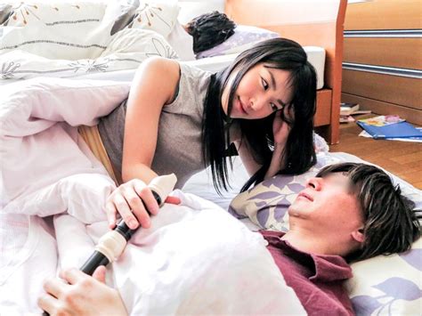 Hai đứa cháu họ mới lớn và người dì dâm đãng cực dâm