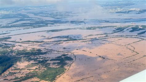 Satélite veja fotos de cidades do RS antes e durante cheia histórica