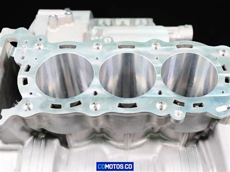 Zontes ya tiene casi listo su motor tricilíndrico Precio ficha