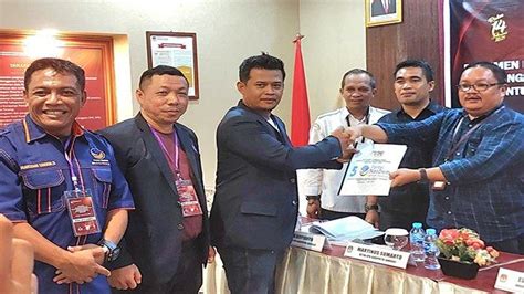 DPD Partai NasDem Sanggau Daftarkan Bacaleg Ke KPU Sanggau Target 7
