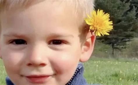 Disparition D Mile Ses Parents Brisent Le Silence