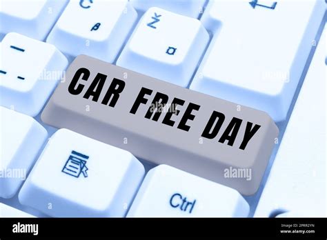 Texto que muestra el Día libre de coches de inspiración Foto