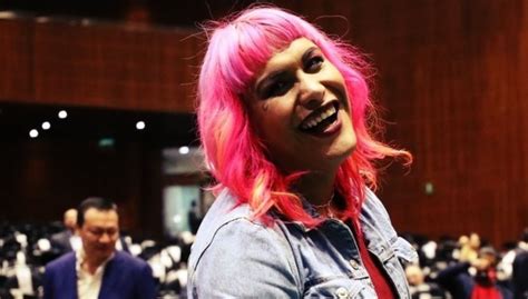 VIDEO María Clemente la diputada trans de Morena es exhibida