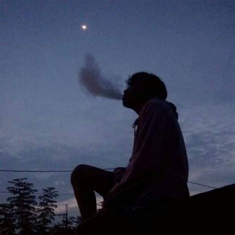 15 Inspirasi Foto Profil WA Keren Buat Cowok Cobain Bro