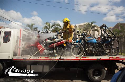 Incendian grúa de tránsito y varias motocicletas en Neiva TSMNoticias