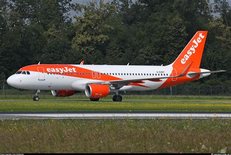 G EZRT EasyJet Airbus A320 214 WL Photo By Karl Dittlbacher ID