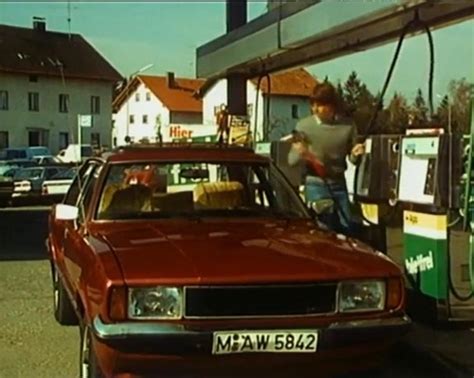 Imcdb Org Ford Taunus Tc In Verkehrsgericht