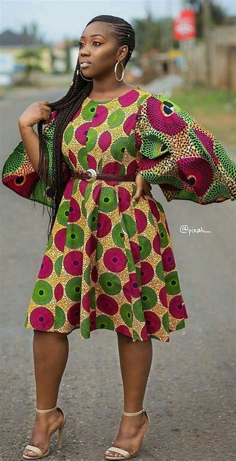 Chinweoke Ude Okonedo adlı kullanıcının African Print panosundaki Pin