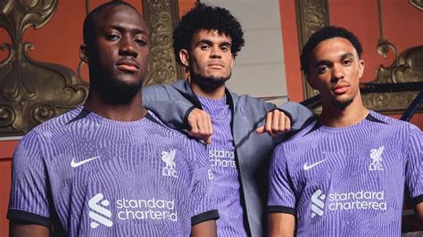 Tercera Camiseta Nike Del Liverpool 2023 24