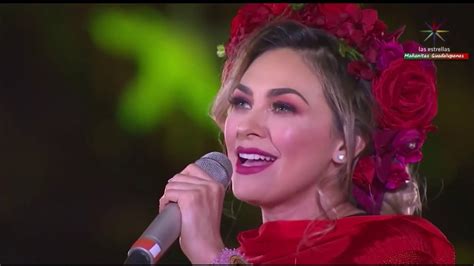 Aracely Arámbula canta Madre Querida Mañanitas a Virgen de Guadalupe