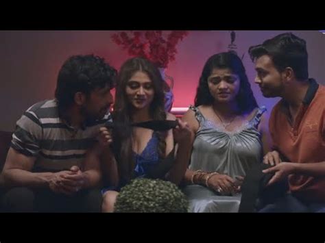 De De Pyar De Hiral Radhiya Bharti Jha Web Series Review Explain WS