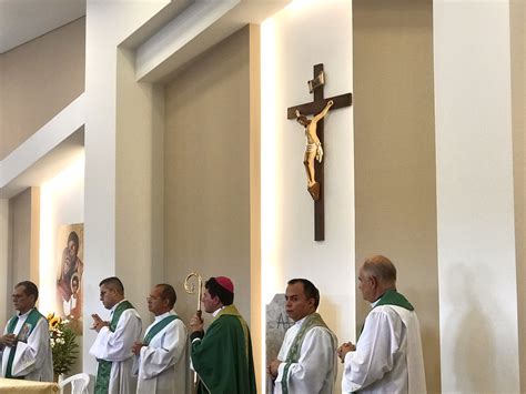 POSSE CANÔNICA DO NOVO PÁROCO DA PARÓQUIA SAGRADA FAMÍLIA