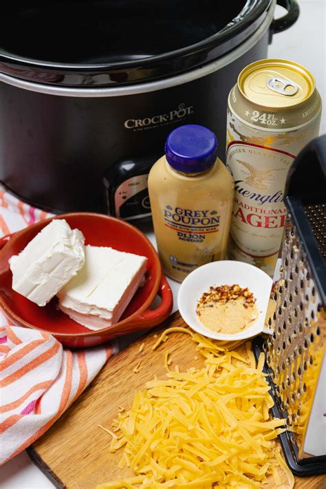 Easy Crock Pot Beer Cheese Recipe