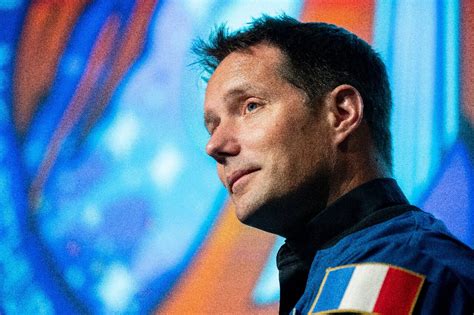 La Terre Entre Nos Mains Le Nouveau Beau Livre De Thomas Pesquet Sur