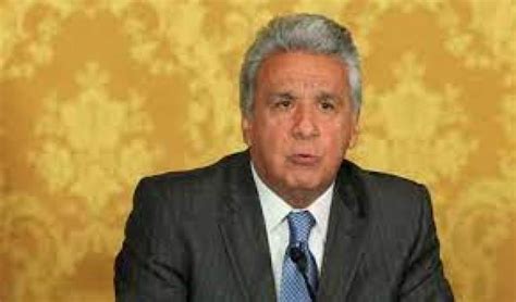 Fiscalía de Ecuador pide prisión preventiva para el expresidente Lenín
