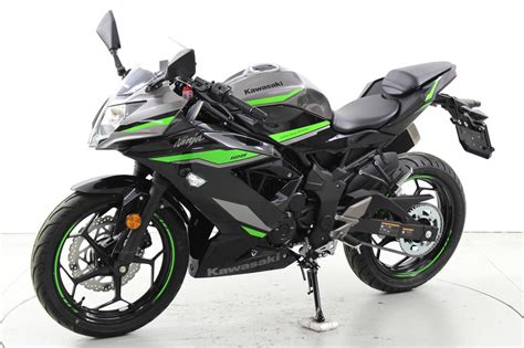 Kawasaki Ninja 125 Bis 125 ccm Motorräder Moto Center Solothurn
