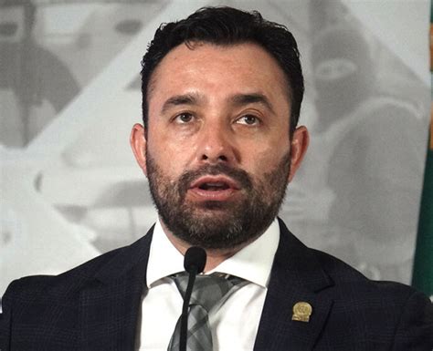 Renuncia Iván Carpio a la Fiscalía General del Estado